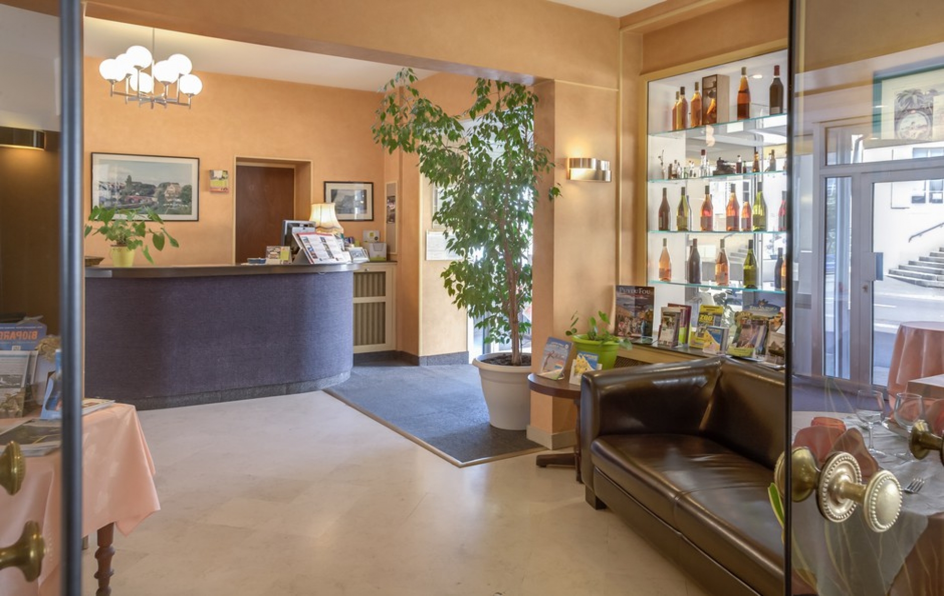 ∞ Hôtel le Mans - Logis hôtel de la Barque au Mans