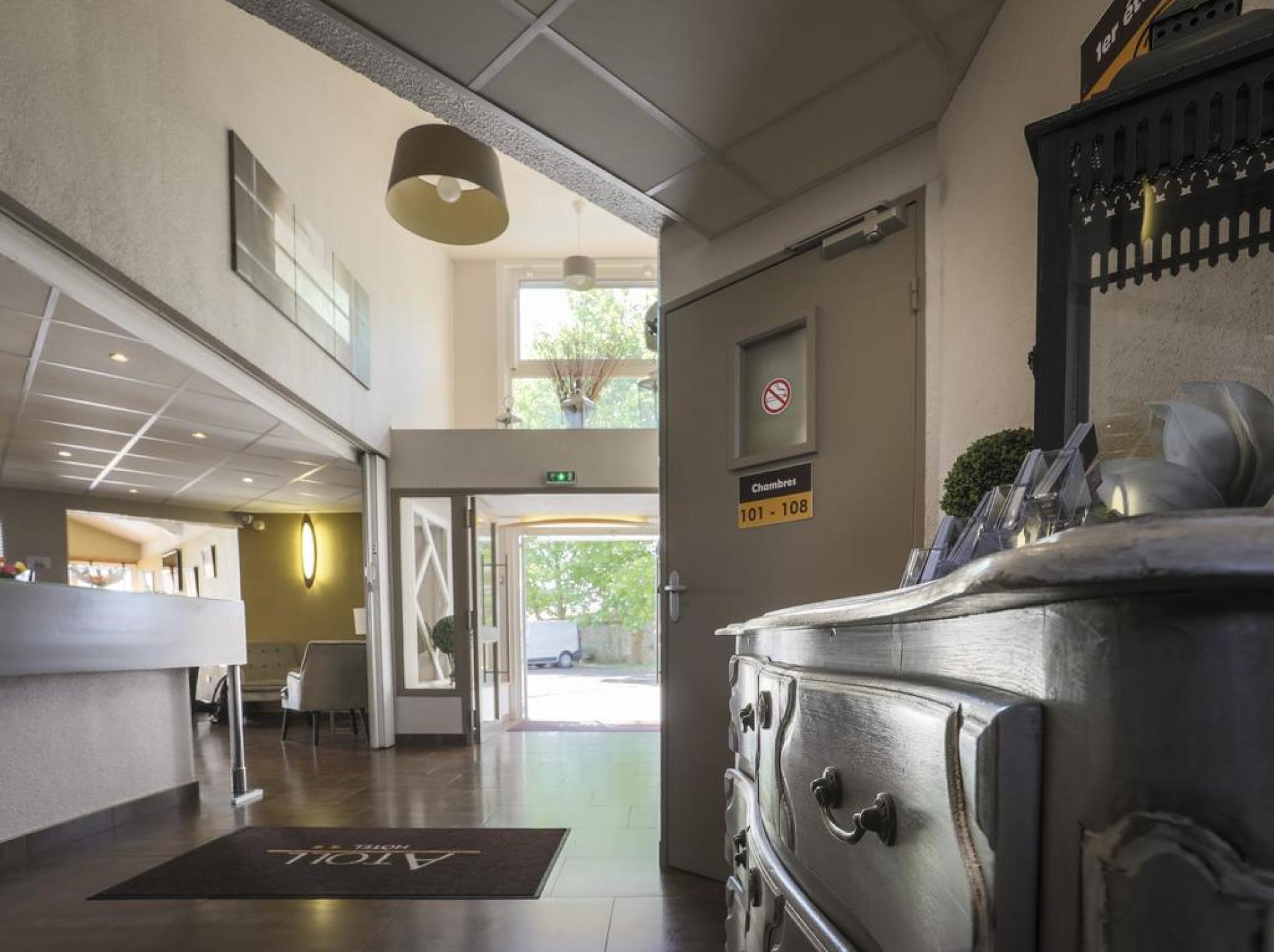 ∞ Contact Hôtel Niort Hôtel ** Atoll