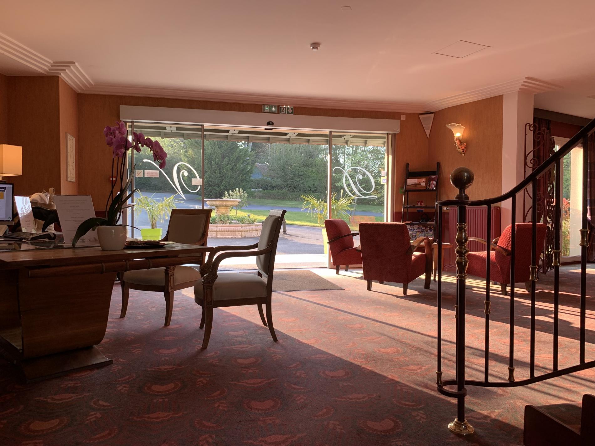 ∞HOTEL DEAUVILLE - Hotel sea view restaurant with SPA pool, Le Domaine ...