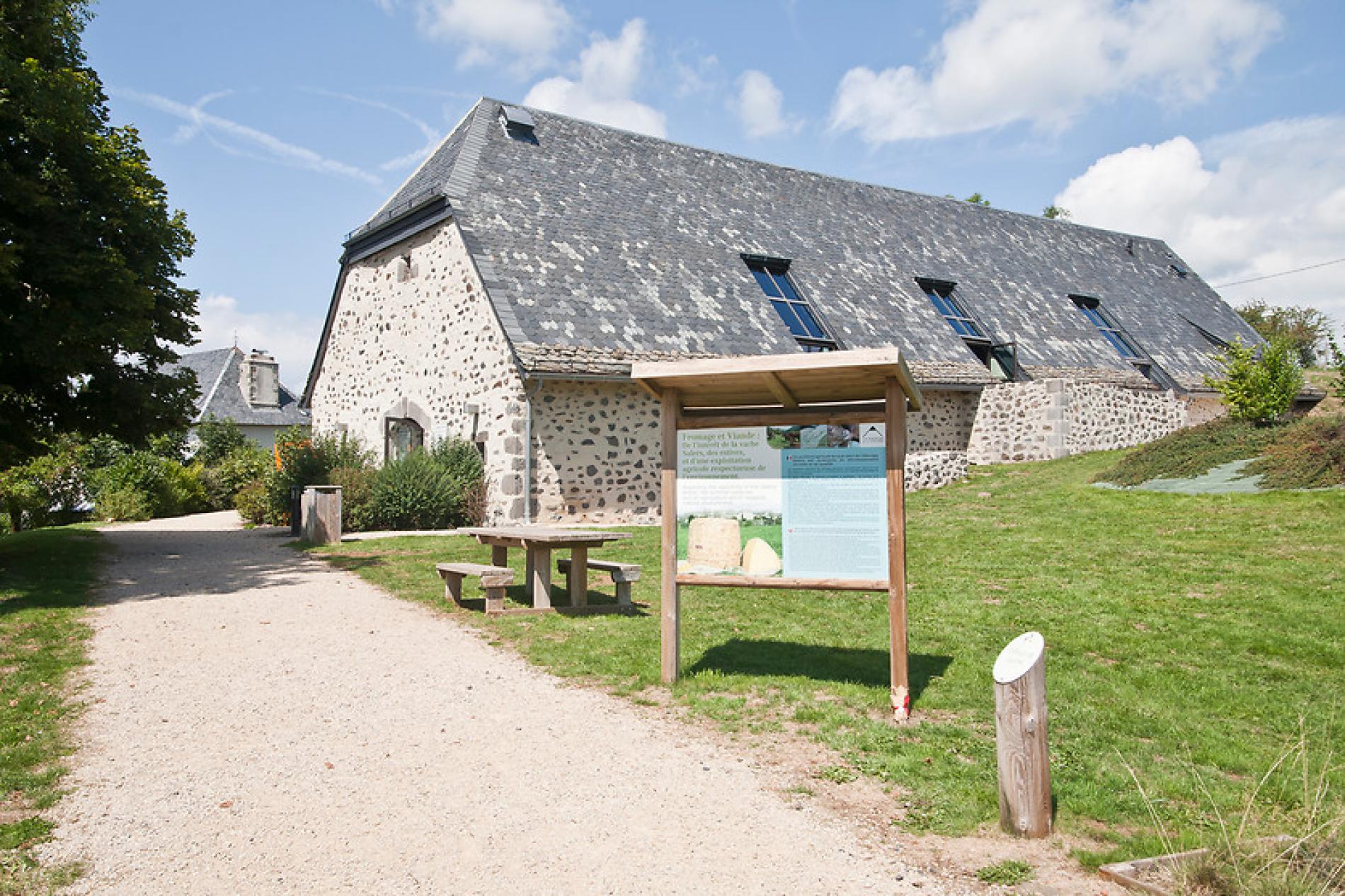 A stay at Salers at the Hotel Le Bailliage