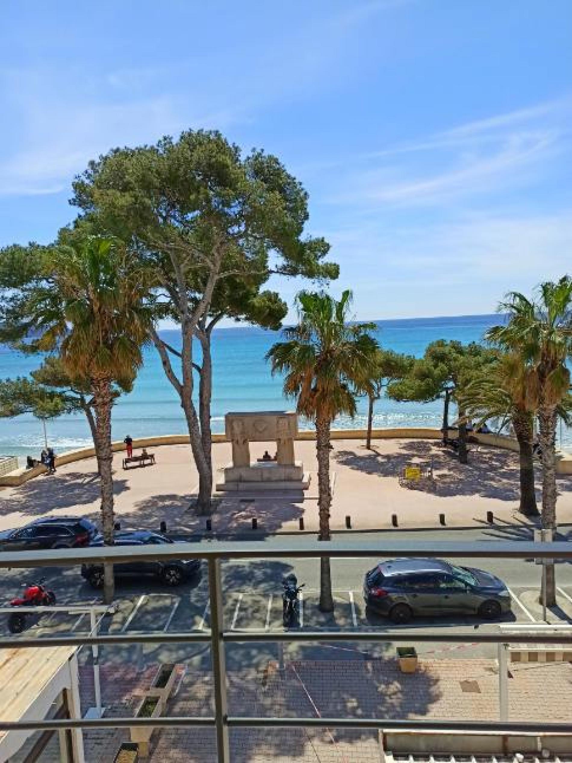 Chambres vue sur mer - Hôtel à La Ciotat face à la plage